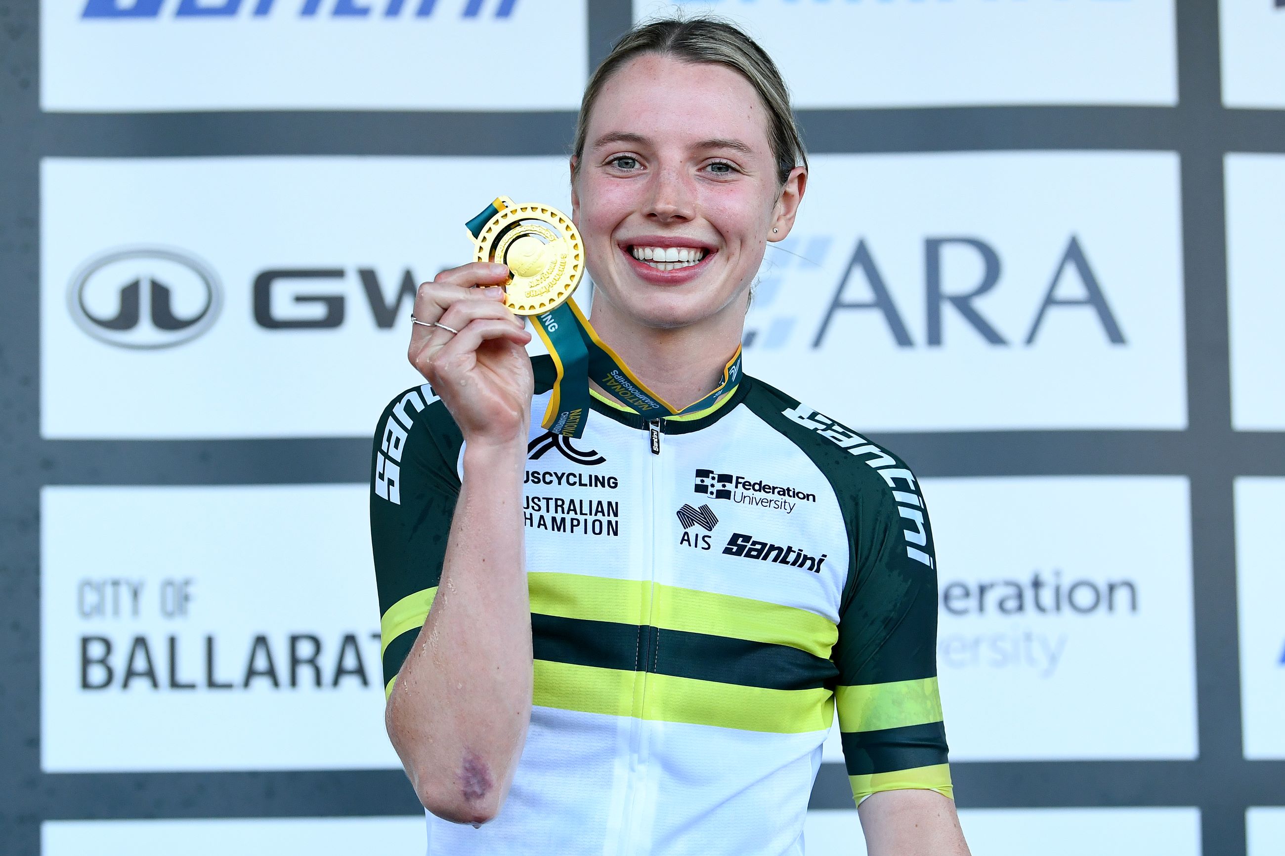 Keely Bennett wins maiden U23 national title in criterium, Nicole ...