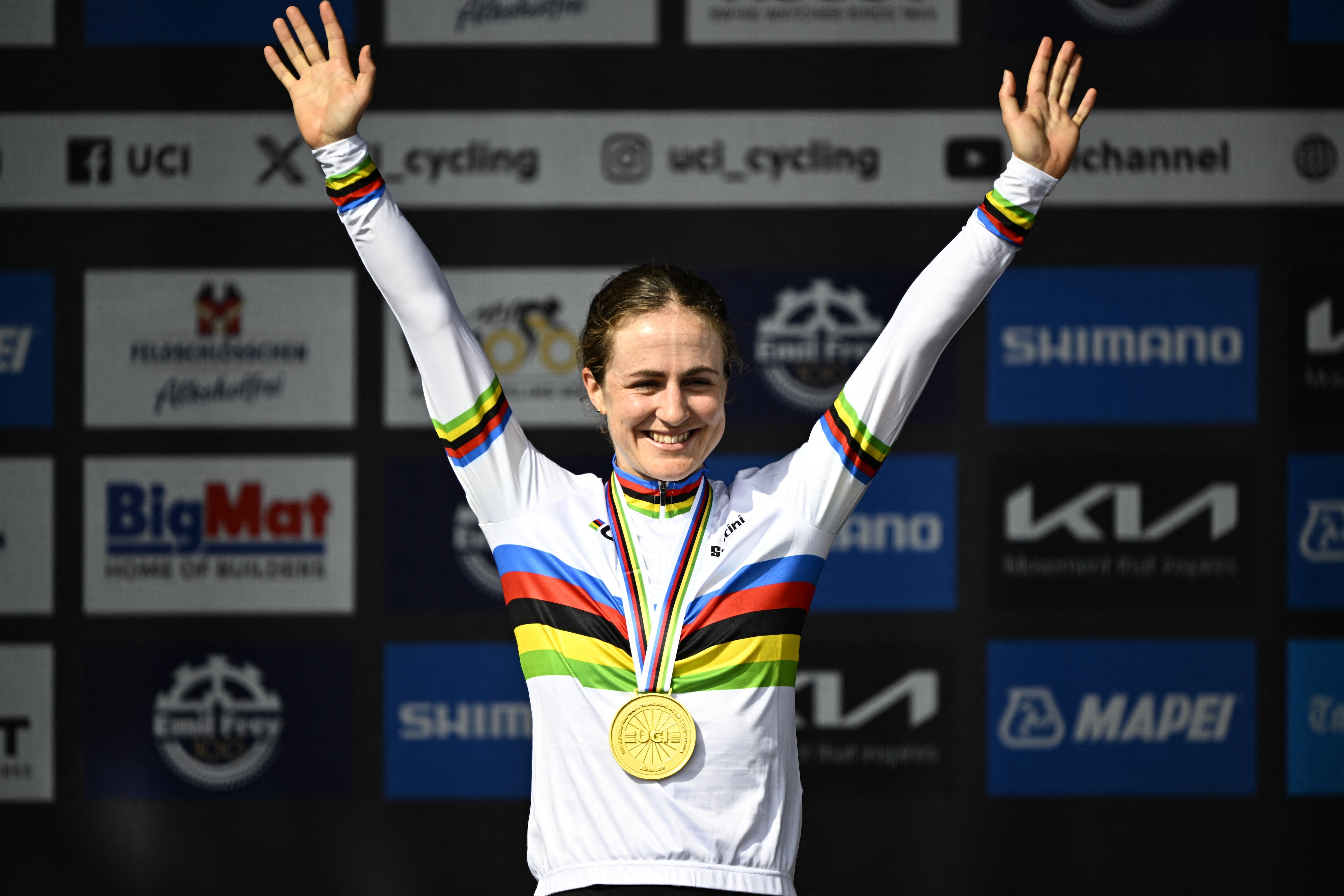 Grace Brown crowned world champion in fairytale finish | ARA Australian ...